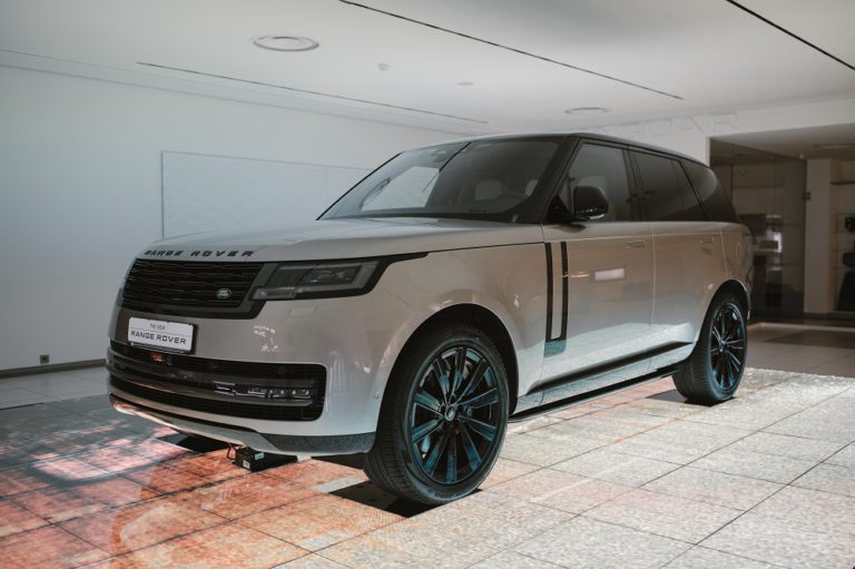 Range Rover Batumi Gold - Updated Version of Legendary Model in GT ...